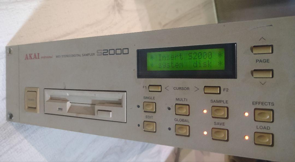 AKAI S2000 Professional Midi Stereo Digital Sampler Rack used japan ...