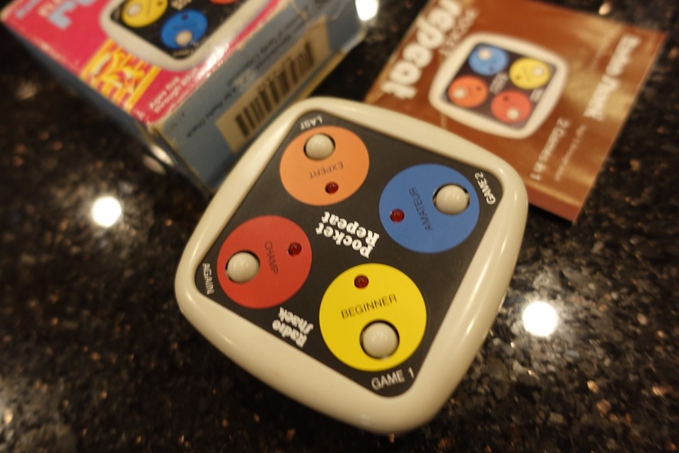Radio Shack REPEAT Vintage Electronic Handheld tabletop Video arcade ...