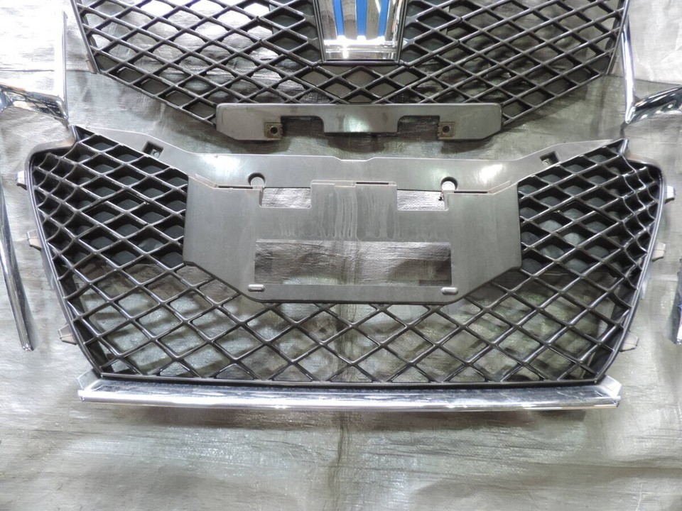 Toyota GRS210 AWS210 ARS210 CROWN Athlete Early Model Front Grill JDM ...