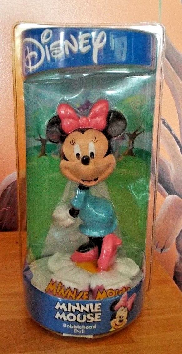 DISNEY MINNIE MOUSE BOBBLEHEAD DOLL 7" TALL. NEW IN PACKAGE. ALEXANDER ...