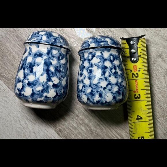 Vintage Tienshan Folk Craft Wolf Pattern Blue Sponge Painted Salt ...