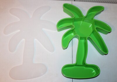 Beautiful Palm Tree Large Lidded Tupperware Style Plastic Sectioned ...