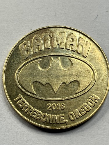 RARE 2016 Batman ARCADE TOKEN SMITH ROCK RANCH TERREBONE OREGON #te12 ...