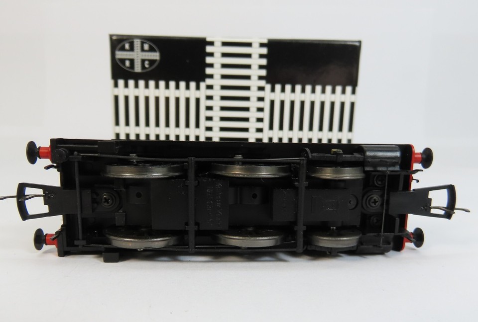 OO Gauge Kernow K2052 Beattie Well Tank Loco BR Black 30586 | eBay UK