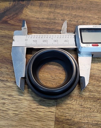 GENUINE Toyota Hilux D4D KUN26 1KD-FTV 1KD Injector Seal Rocker Cover ...