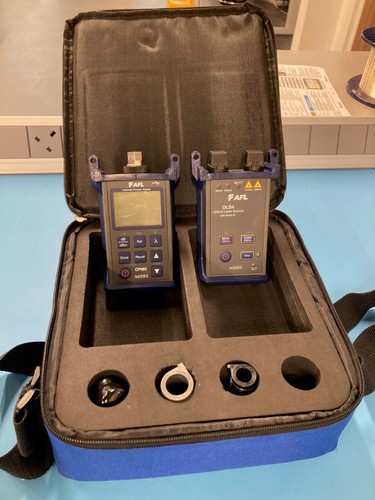 AFL OPM5 Power Meter and OLS4 Light Source 850 1300, 1310, 1550 ...