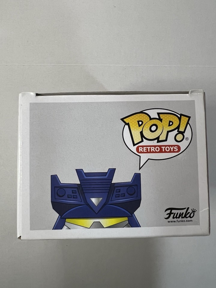 Funko Pop! Vinyl Transformers Soundwave #26 Vinyl Figure with Protector ...