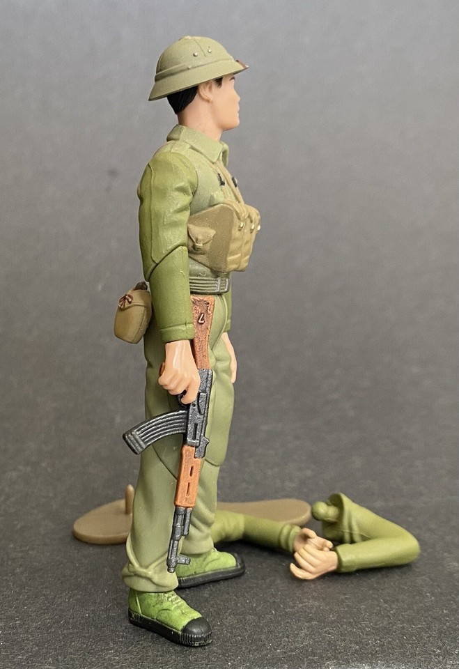 Ultimate Soldier 1:18 NVA Regular Army 21st Century Toys North Vietnam ...
