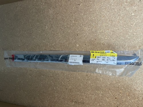 GM OEM 15-20 Escalade Rear Door Exterior Trim-Body Side Mldg 23264122 ...