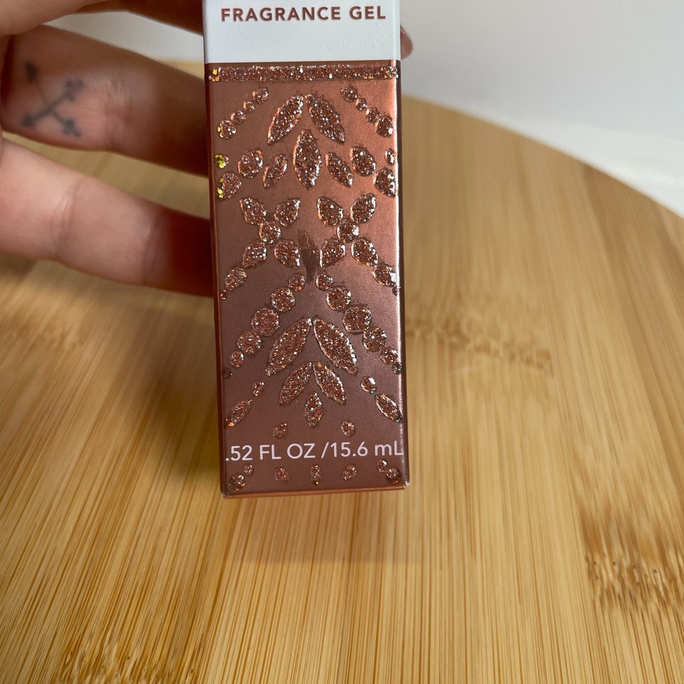 Bath & Body Works Pure Wonder Brush & Go Fragrance Perfume Gel 0.52 fl ...