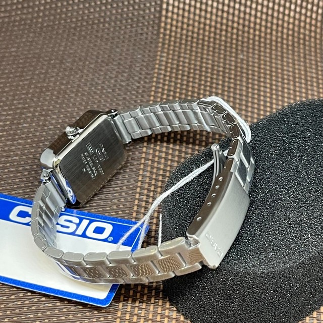 Casio LTP-V009D-1E Black Dial Analog Quartz Rectangle Ladies Casual ...