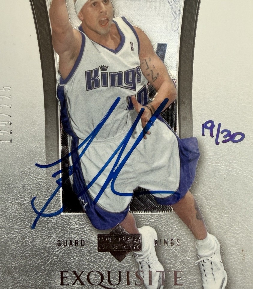 2008-09 Exquisite Basketball Mike Bibby 2004-05 Buyback Auto 19/30 No ...