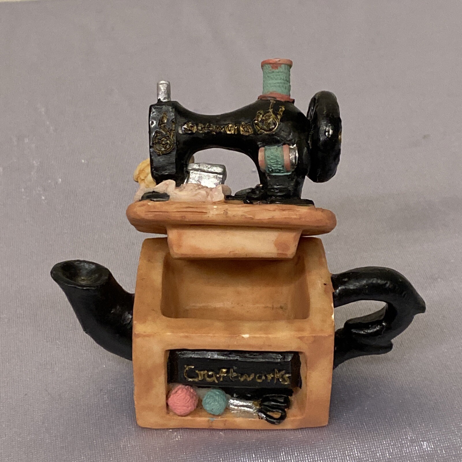 Rare Small Resin Sewing Machine / Teapot Trinket Box Lid Craftwork ...