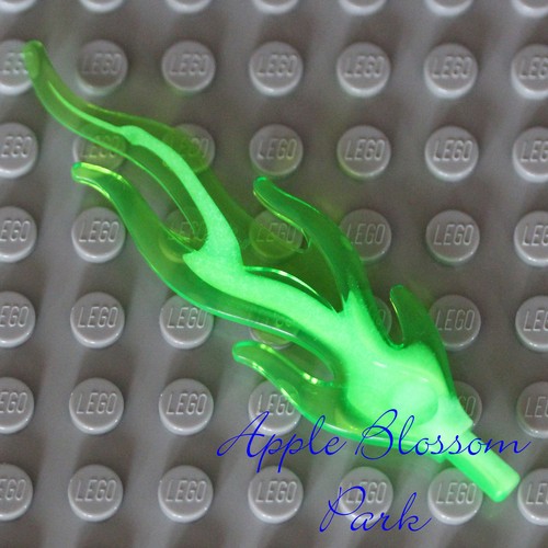 NEW Lego Large Trans GLOW IN DARK GREEN FLAME -Minifig Water Sea Weed ...