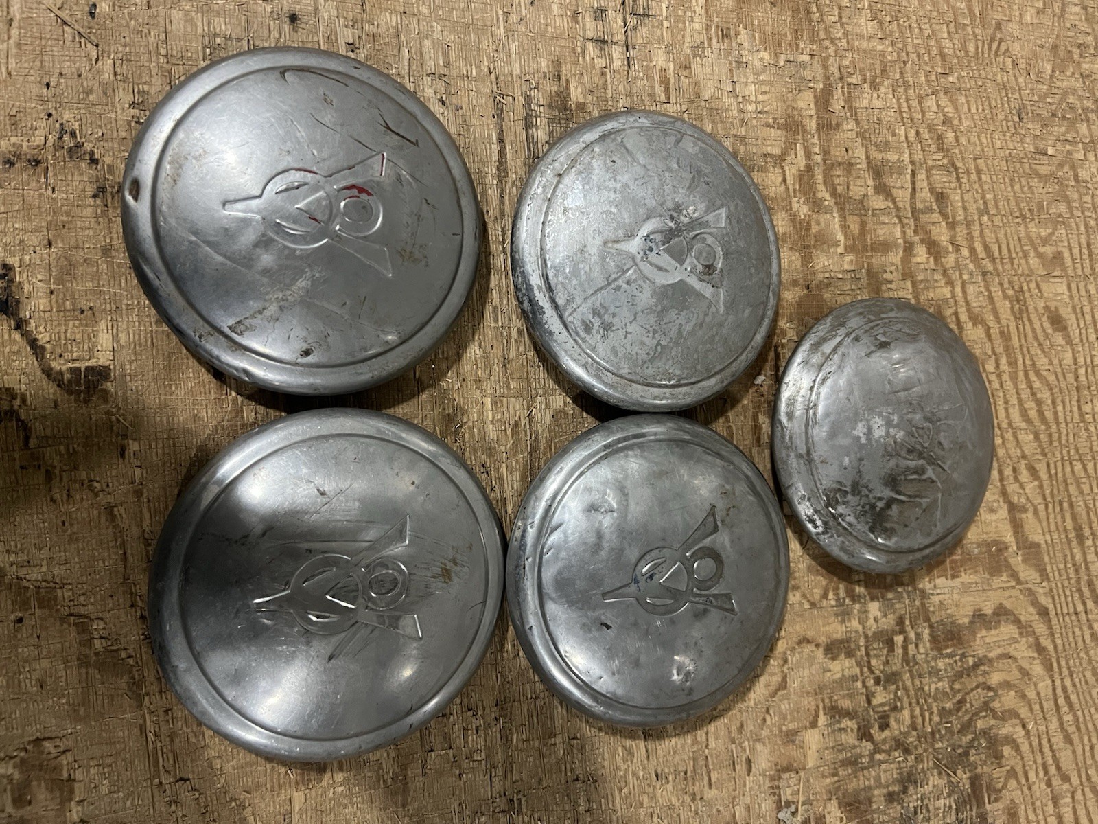set of 5 old ford v8 wire wheel hubcaps | eBay