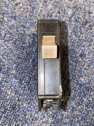 CH130 Cutler-Hammer Type CH 1 Pole 30 Amp 120v PLASTIC FOOT / USED ...