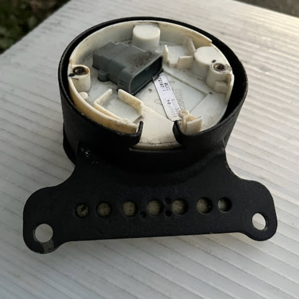 OEM Harley Davidson Road King Police Tachometer Tach & mount bracket ...