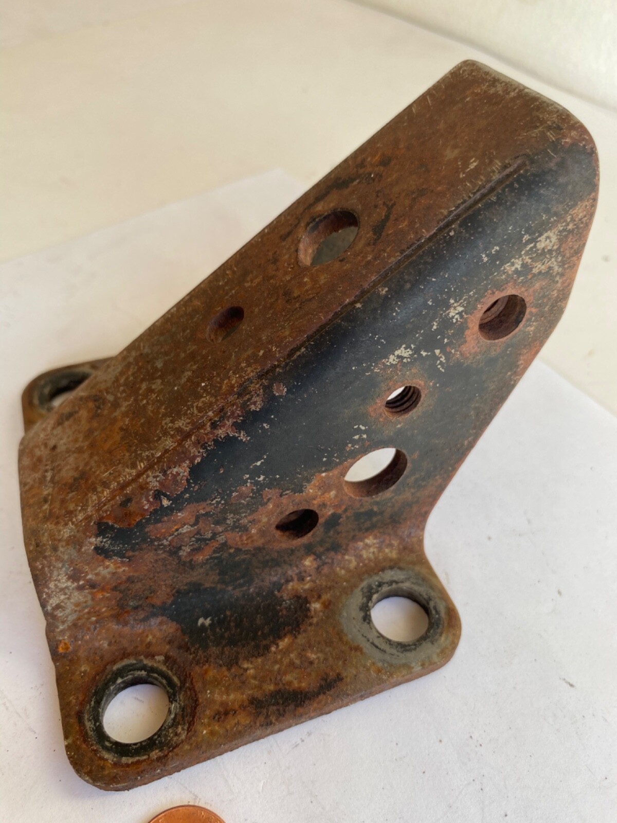 TOYOTA TRUCK 20R/22R Engine Motor Mount BRACKET LEFT-L HILUX PICKUP 80 ...