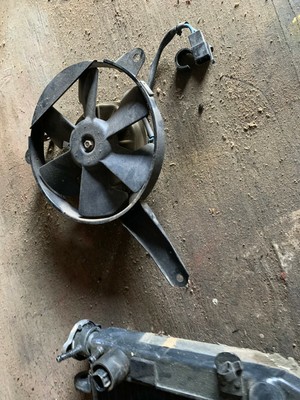 99-02 YAMAHA YZF R6 OEM RADIATOR COOLANT FAN ASSEMBLY | eBay