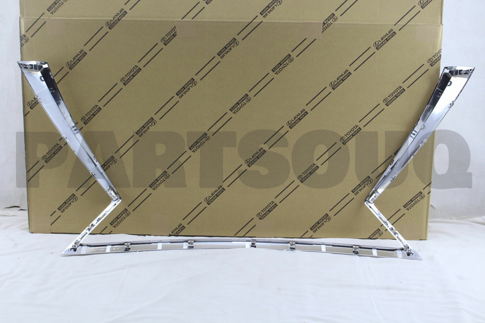 5312148130 Genuine Toyota MOULDING RADIATOR 53121-48130 | eBay