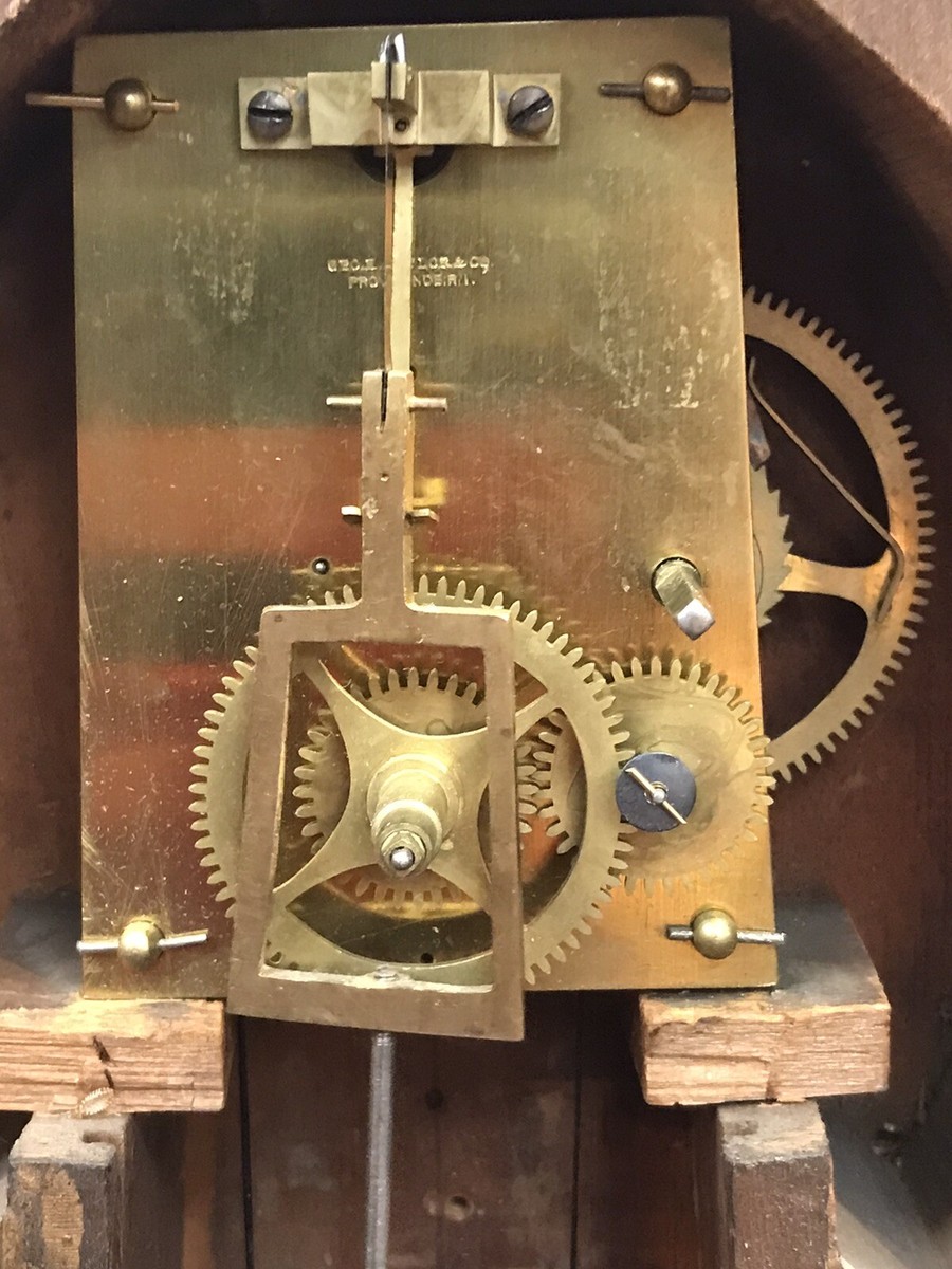 Mechanical Clock Movements With Weights