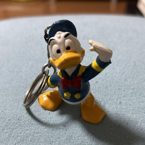 Donald Duck Retro Keychain | eBay