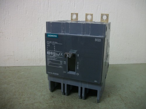 SIEMENS BQD CIRCUIT BREAKER BQD330 30AMP 480VOLT 3POLE NOB | eBay