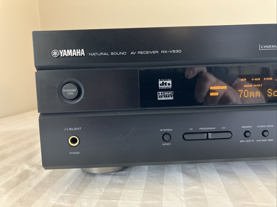 Yamaha 5.1 Dolby DTS Receiver 75 Watt Per Channel Model RX-V530 No ...