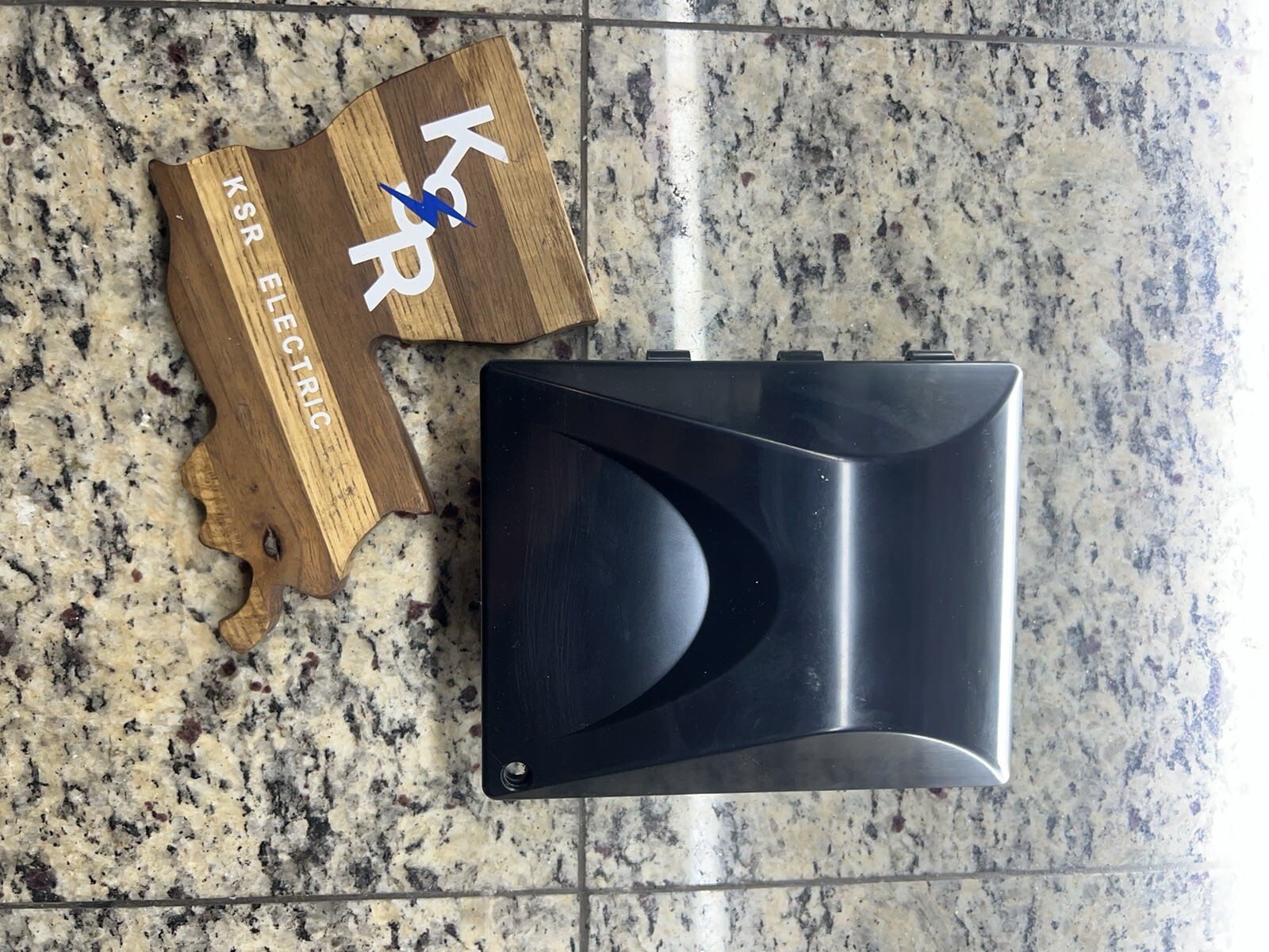 Eaton ACD60R Non-Fused Pullout Non-Metallic Air Conditioning Disconnect ...