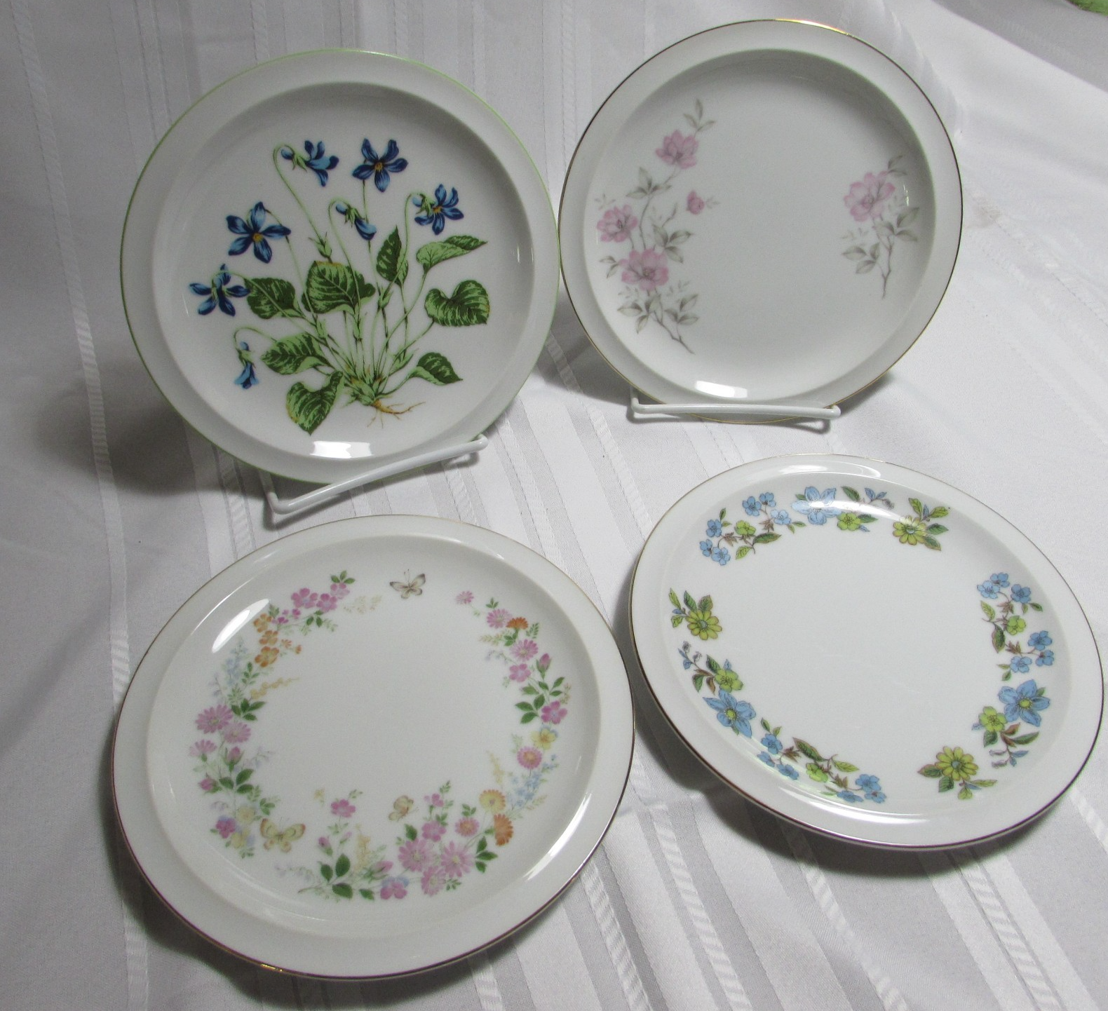 4 Salad/Desert Plates 7.5" Royal Domino Collection Japan Spring Violet ...