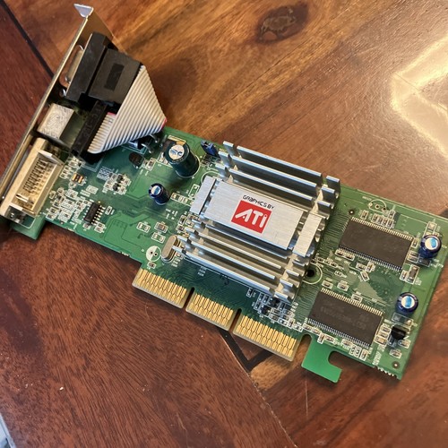 Carte vidéo PC / ATI R9250 / 128M 64 bit DDR AGP / VGA/TVOutput /DVI-I ...