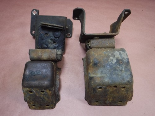 Jeep Cj5 Cj7 76-81 AMC V8 Motor Mounts Driver Passenger Side Factory ...