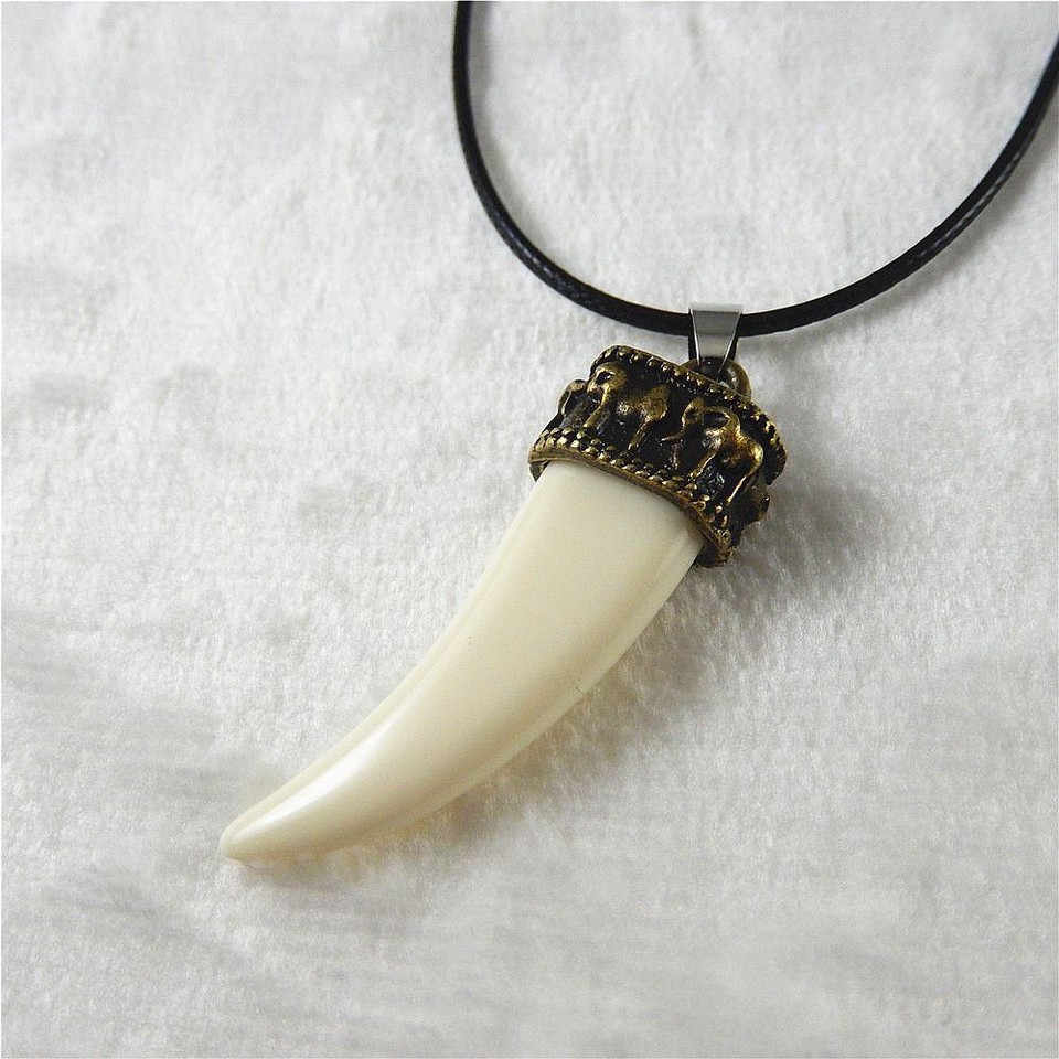 1pcs Fashion Wolf Tooth Fangs Shape Acrylic Charm Pendant Chain ...
