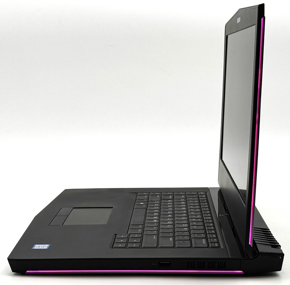 Alienware 15 R3 - i7 - 16GB RAM - GTX 1070 - 512GB SSD+1TB HDD ...
