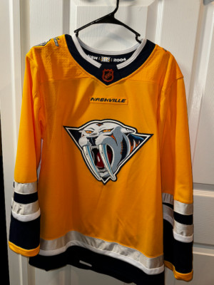 Nashville Predators reverse retro Primegreen Adidas jersey sz 44 new w ...