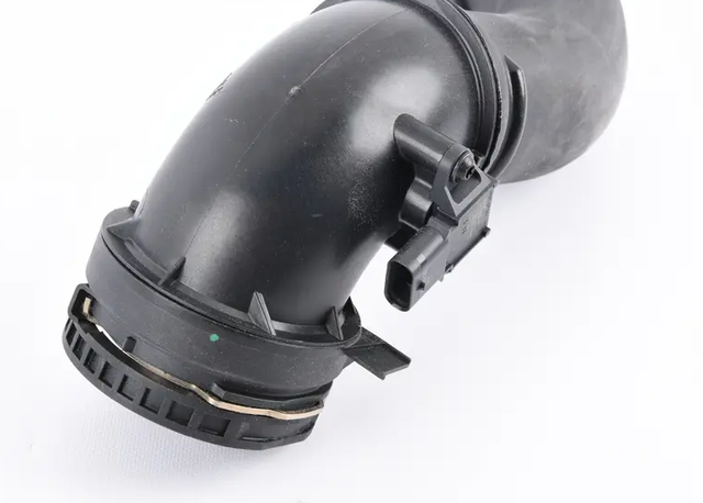 OEM BMW 1 F20 Left Turbocharger Intercooler Pipe 7597592 13717597592 ...