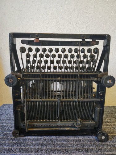 1911 Antique Underwood No. 5 Typewriter Serial No 3616152 "Parts or ...