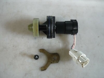 GENUINE VN VG VP VQ V6 V8 AUTOMATIC TRANSMISSION SPEEDO SENDER UNIT ...
