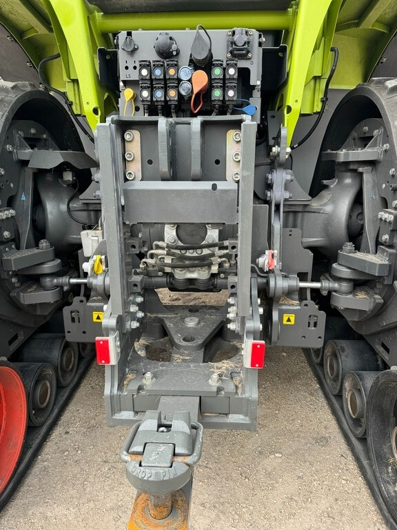 2020 Claas Xerion 5000 Quad Track Tractor 535HP Fully Loaded Cab Front ...