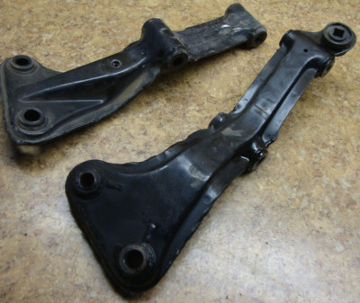 1982 Honda GL500 GL 500 Silverwing Engine Frame Mount Bracket Motor ...