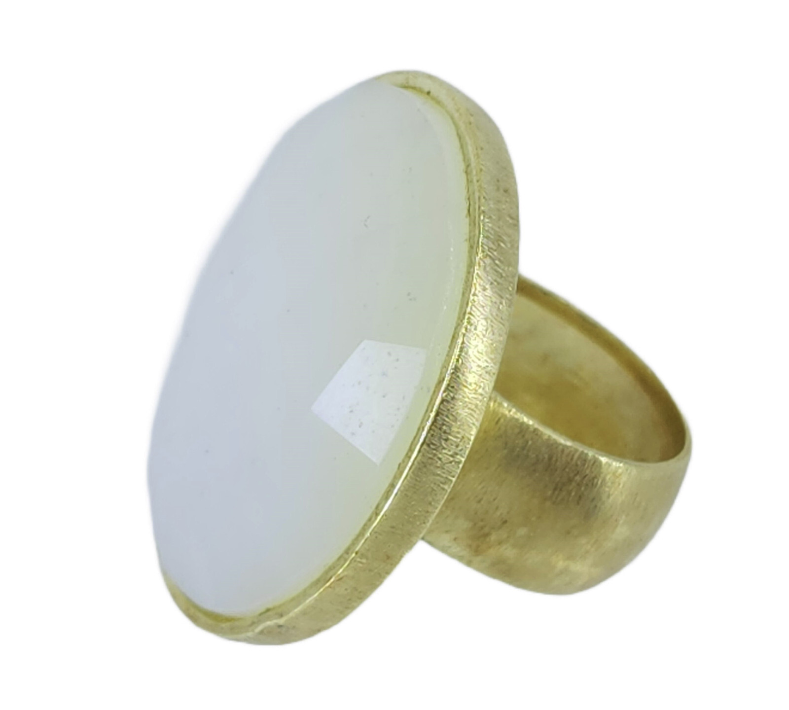 VINTAGE OPALINE STONE GOLD TONE LARGE STATEMENT RING … - Gem