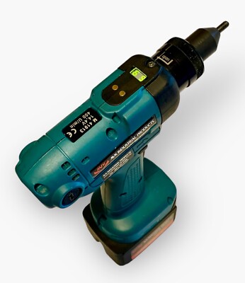 AVK Portable Battery Powered Blind Rivet Nut / Blind Rivet Stud Tool ...