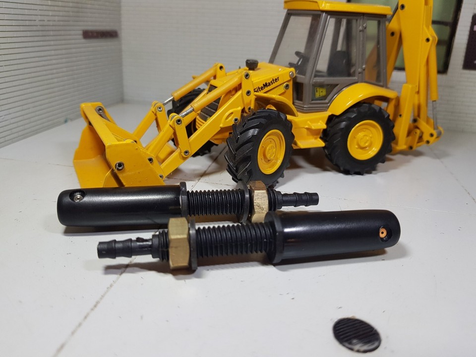 JCB 255/27003 2CX 3CX 4CX Sitemaster Windscreen Screen Washer Nozzles ...