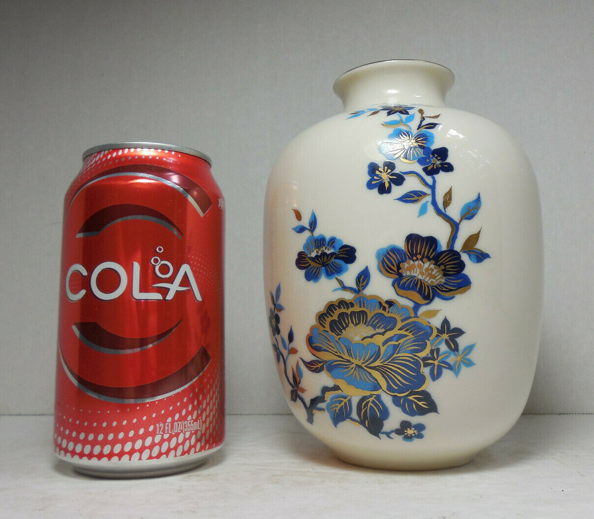 Lenox Pagoda Bone Chine Vase Cobalt Blue & Gold Flowers | eBay
