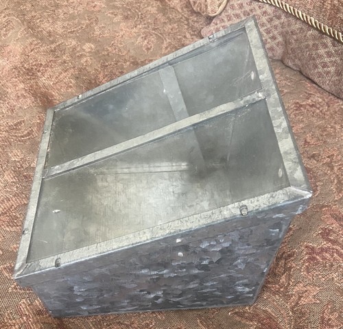 Vintage small tin slanted decorative Display case Showcase 7.5 X 7.5 ...