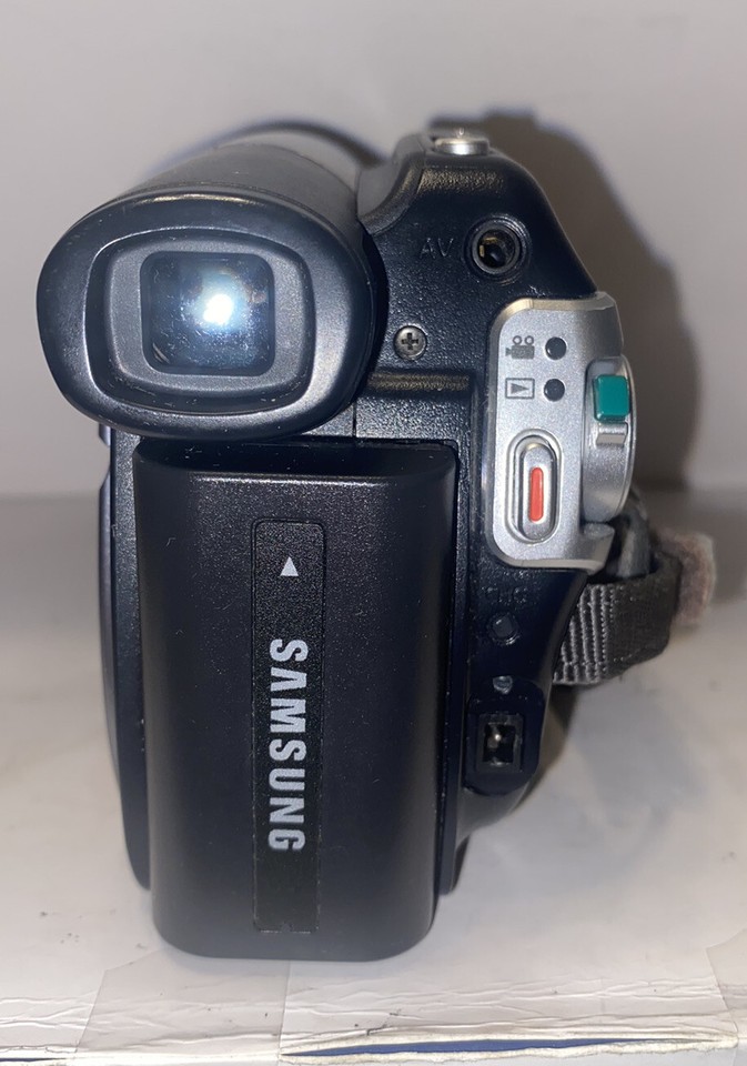Samsung SC-DC173U DVD Camera Recorder +R dual layer 1200x Digital Zoom ...