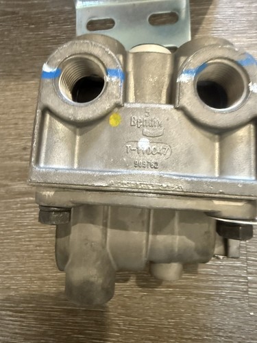 BENDIX AIR BRAKE VALVE T-110047 909762 for sale online | eBay