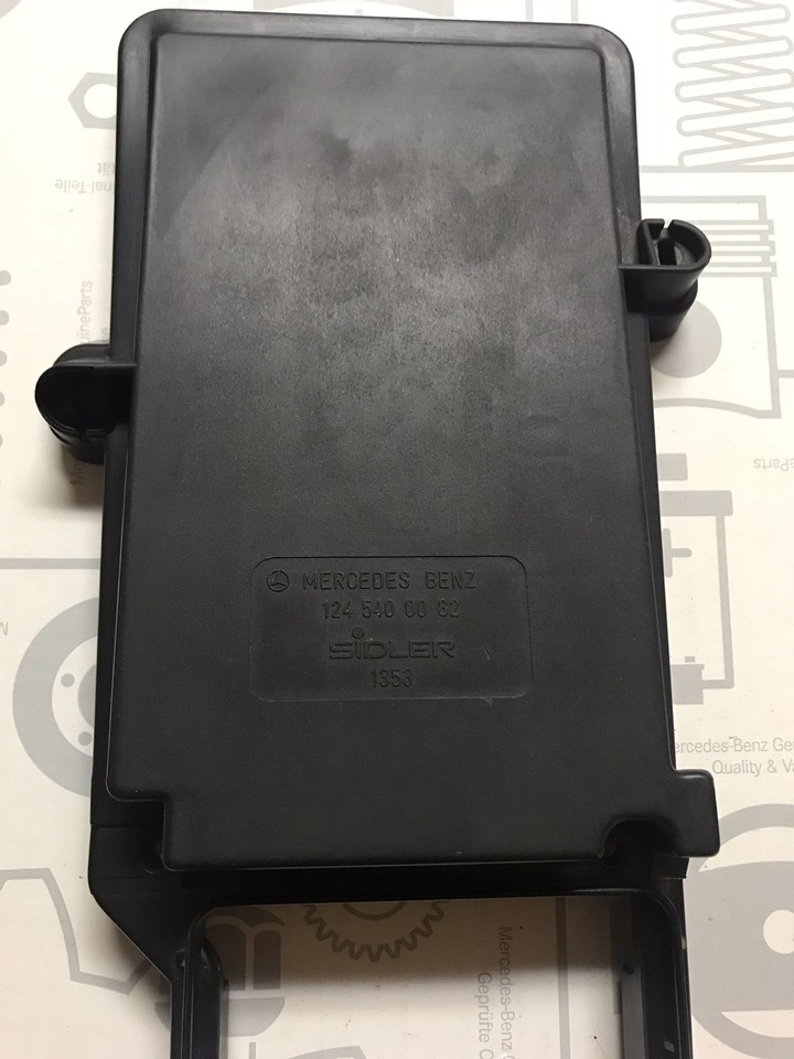 Mercedes-Benz W124 E-Class Upper Fuse Box Cover | eBay