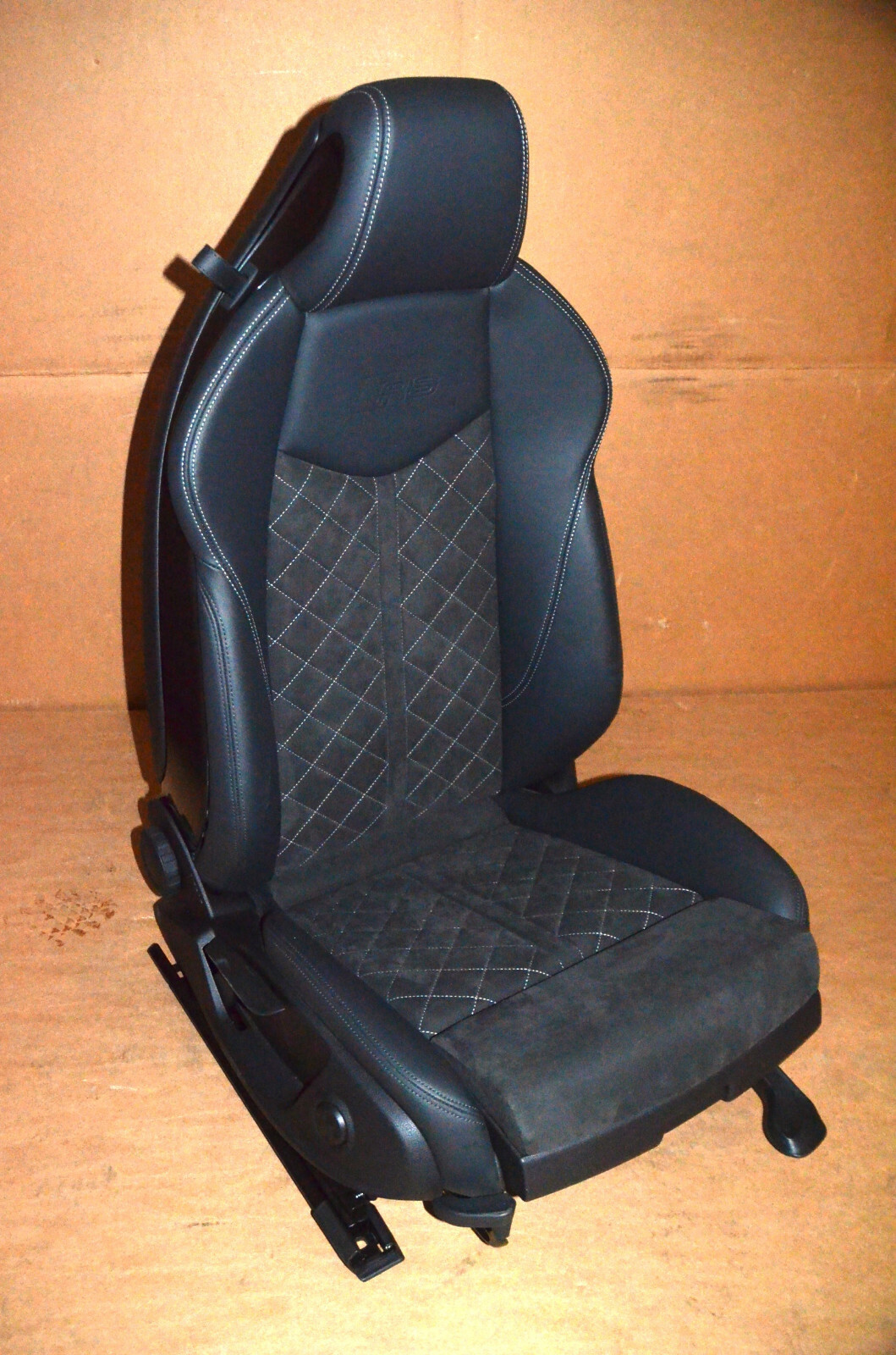 Audi TTRS 8S S-Line Lederausstattung Alcantara Leder Sitze Leather Seat ...