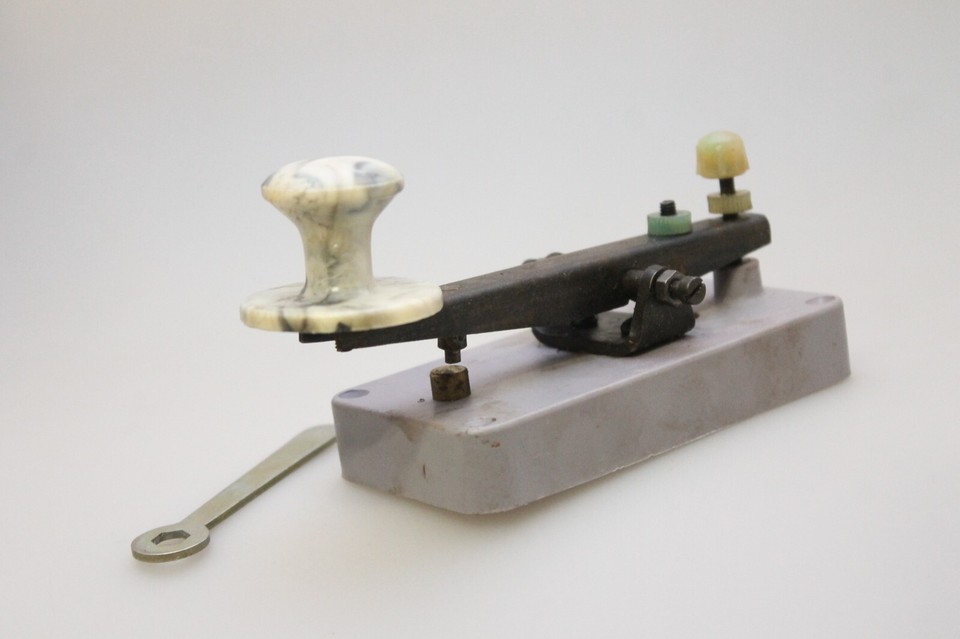 vintage SIGNAL ELECTRIC TELEGRAPH KEY Morse Code USSR Soviet military 2 | eBay